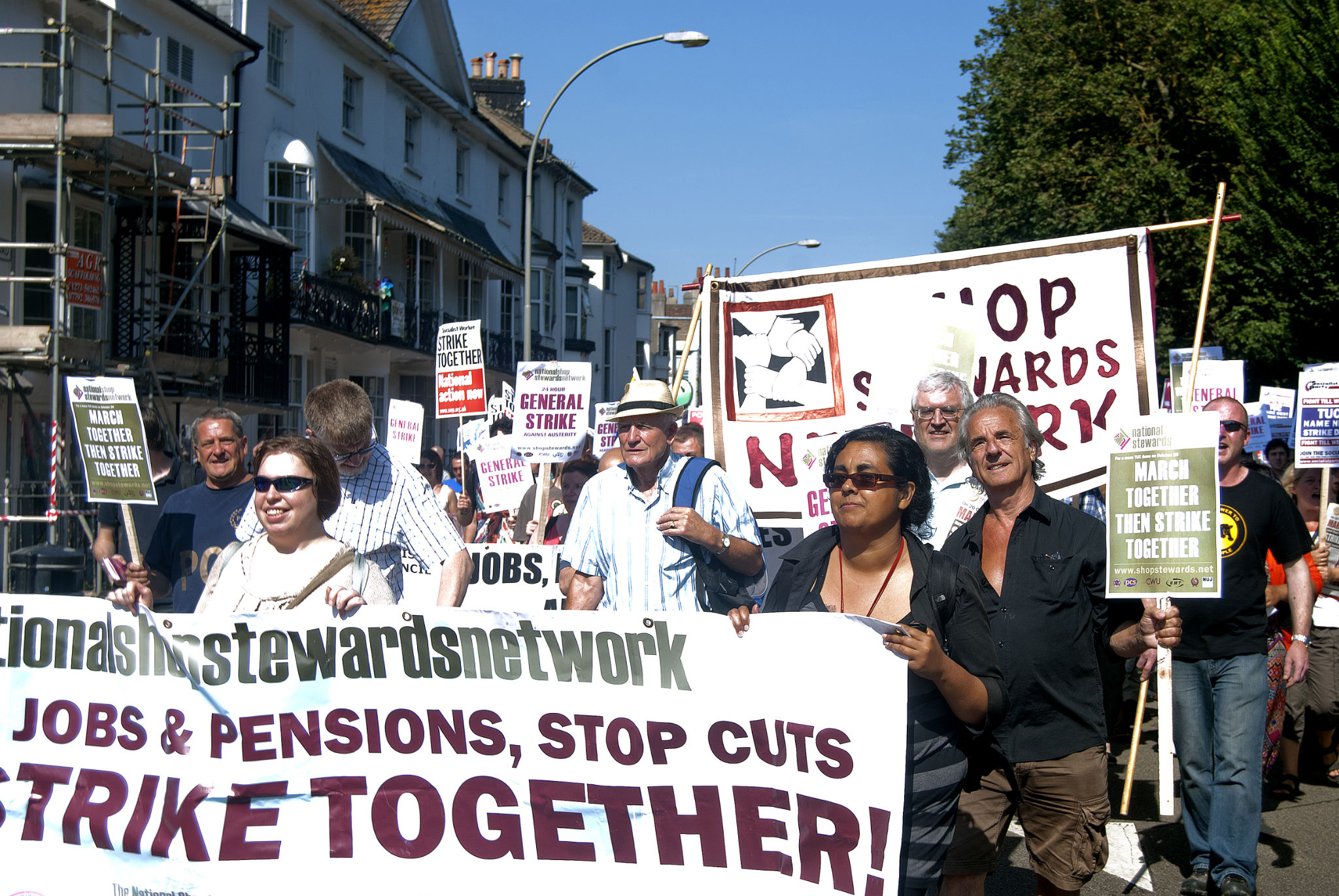 TUC passes general strike motion - National Shop Stewards Network